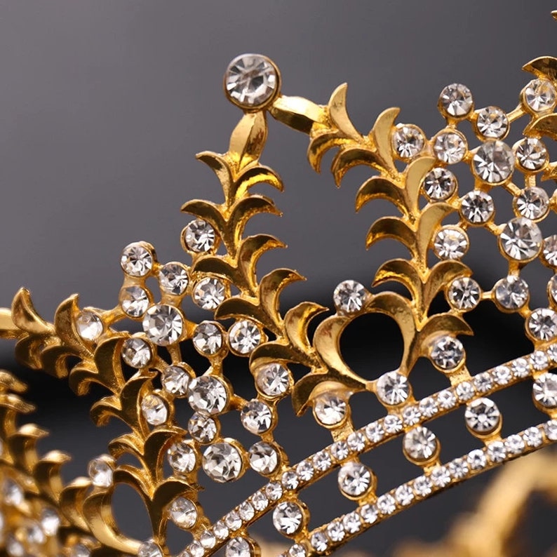 Handmade Vintage Round Large Crown Tiara for Wedding Hair - Etsy