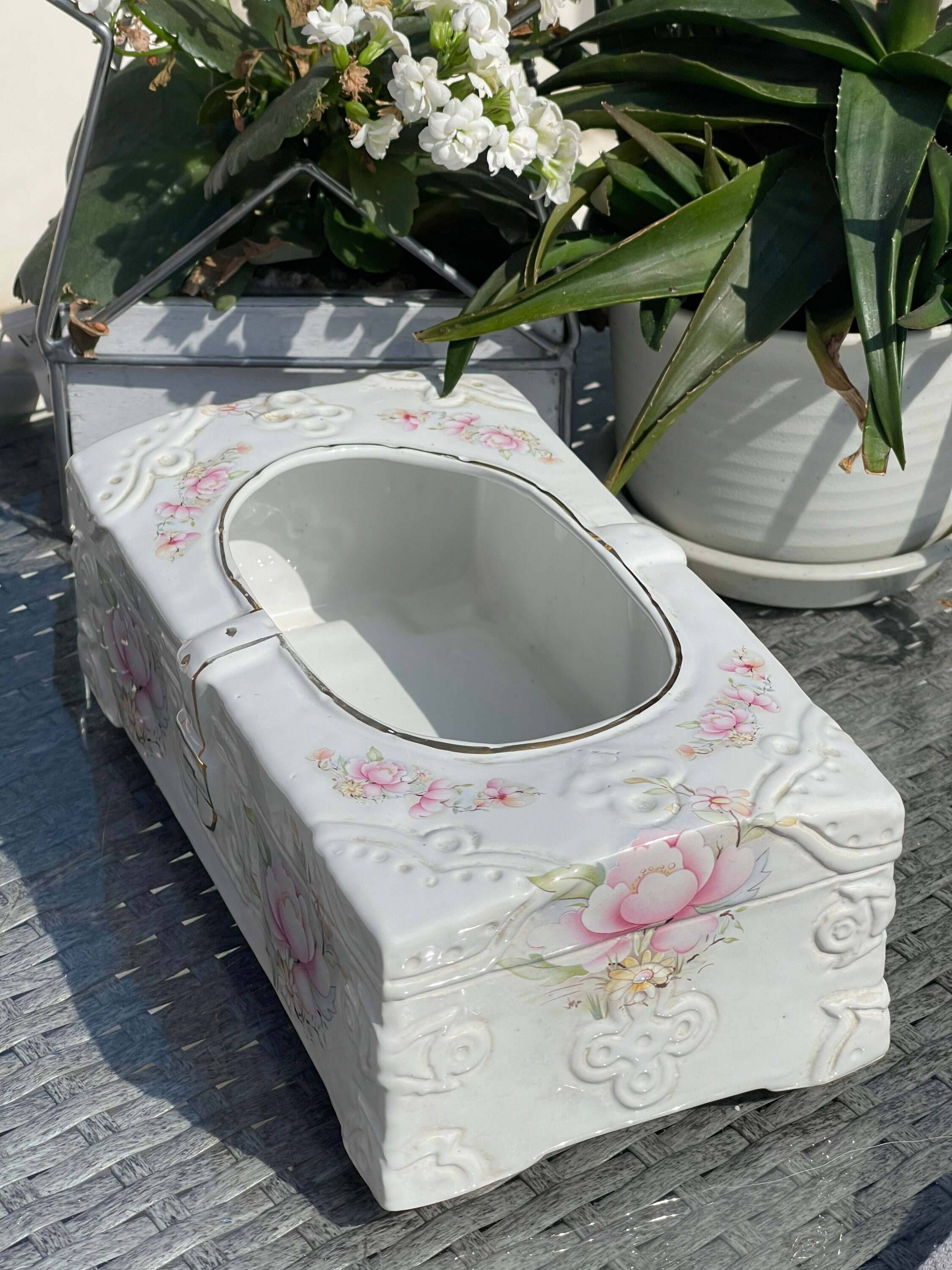 Vintage PD Western English Tissue Boxceramic Floral Tissue - Etsy