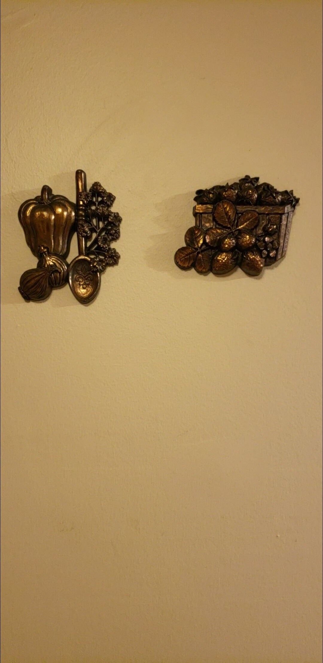 1970's Syroco Style Wall Decor - Bronze/brown Basket of Berries and ...