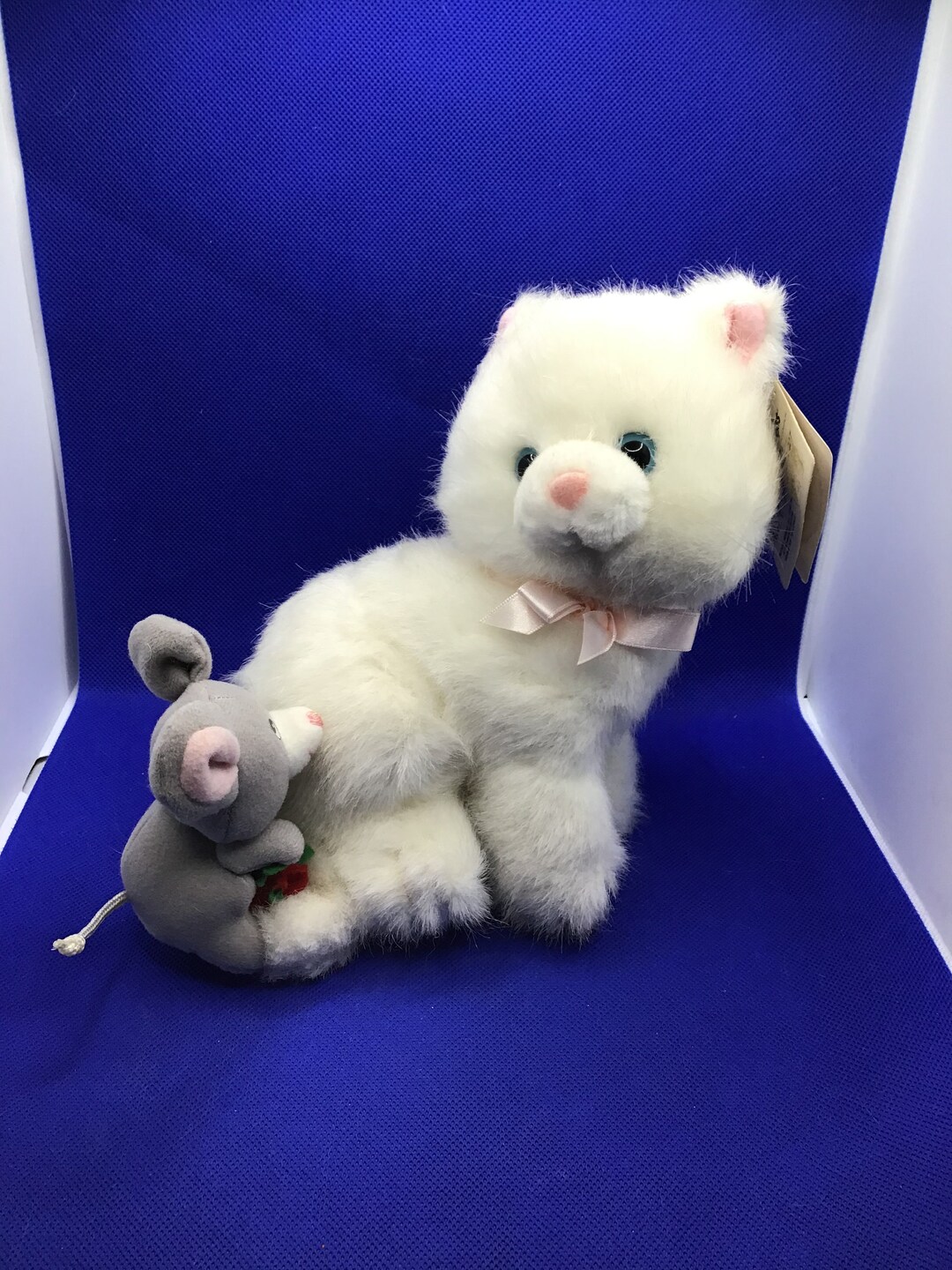 Vintage Russ Caress Soft Pet White Cat With Christmas Mouse - Etsy