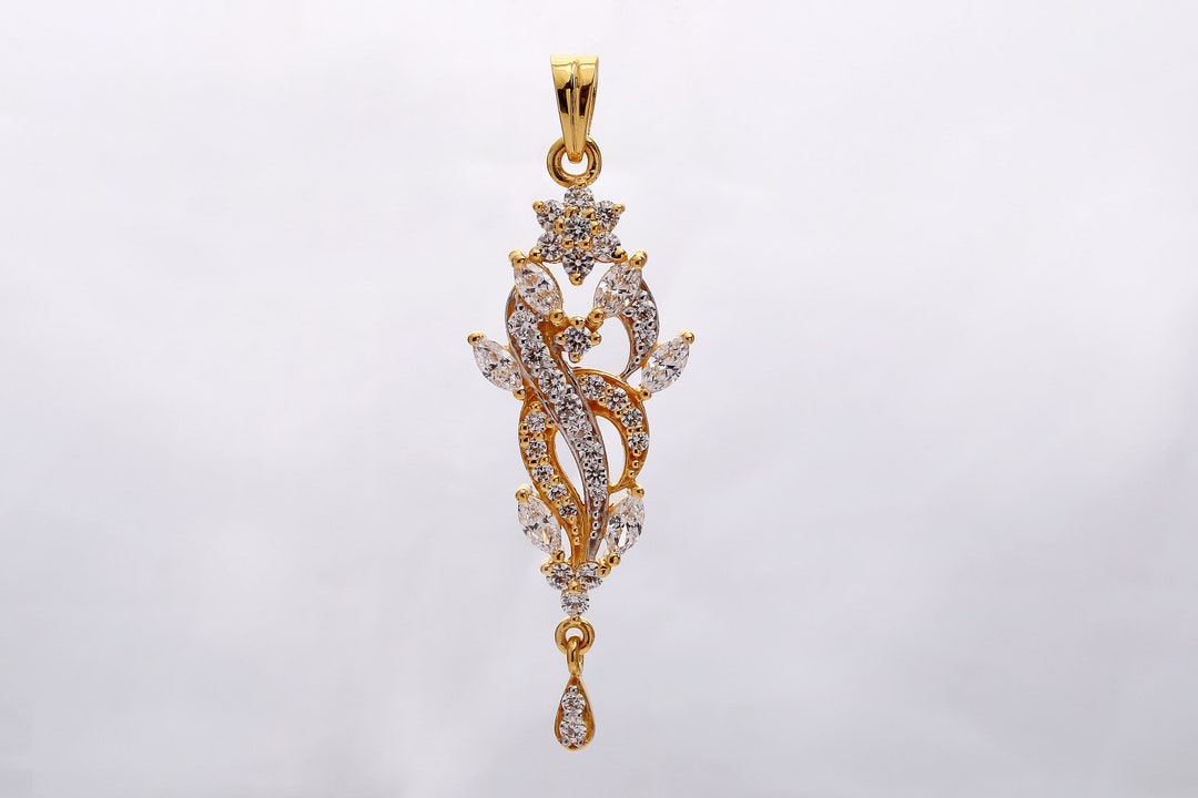 Shagga Pendant - Etsy