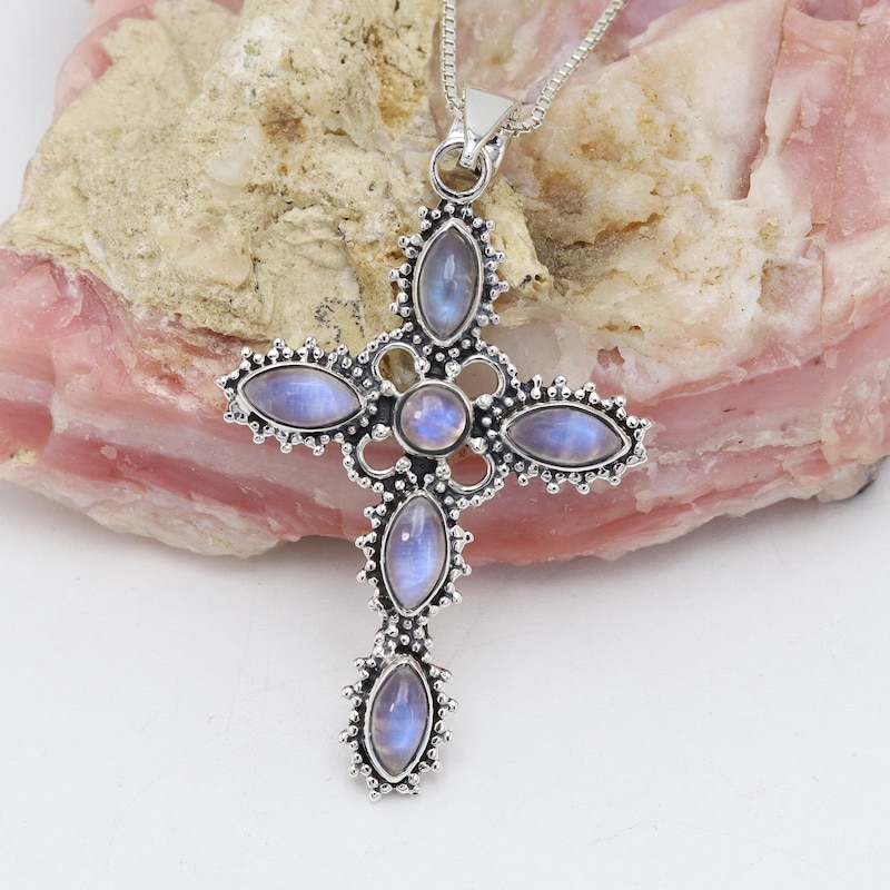 Vintage Cross Necklace - Etsy