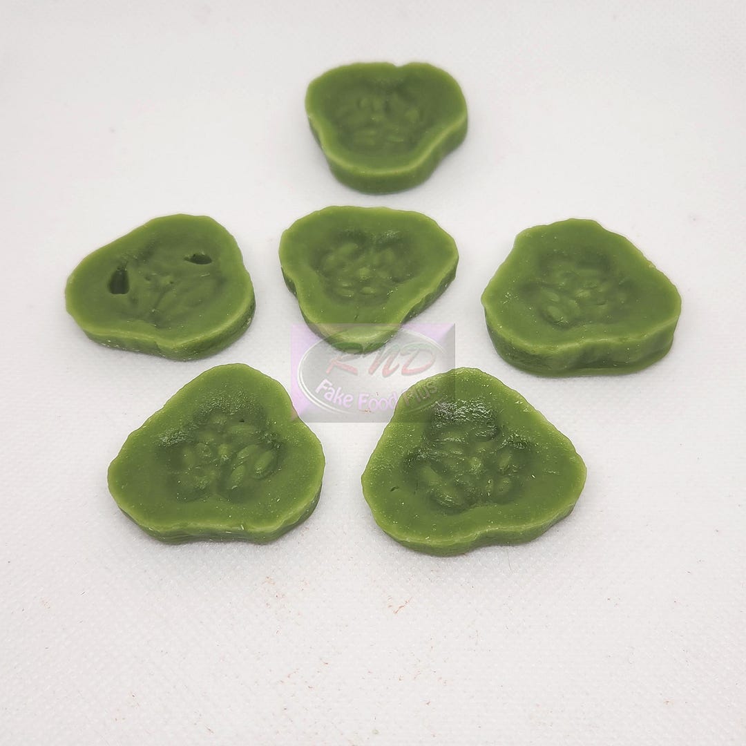 Wax Pickle Slices, Fake Food, Pickle Props, Fake Veggies, 20 Pieces - Etsy