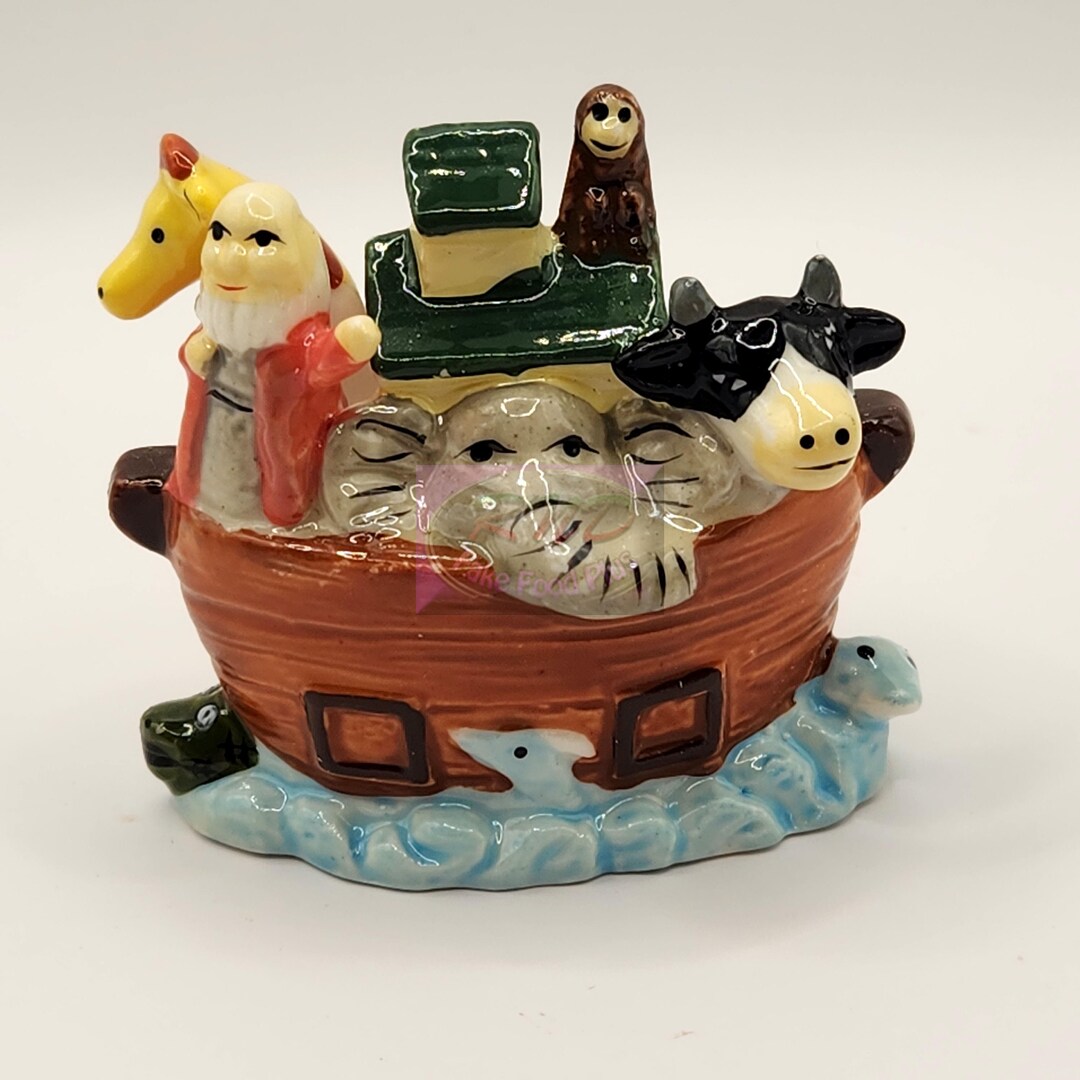 Porcelain Noah's Ark, Collectible, Gel Candle Embed, Animals, Display ...