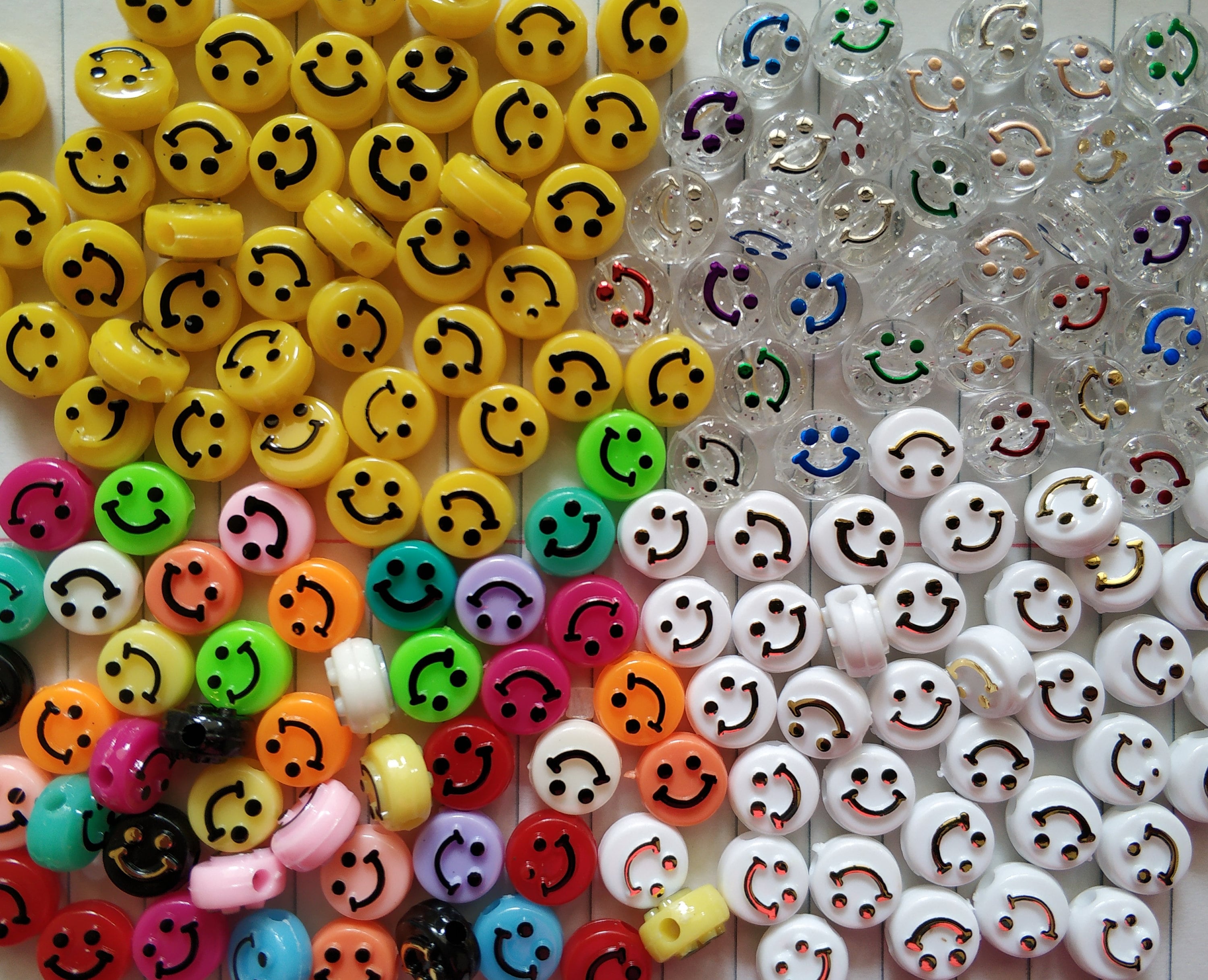 200pcs van 6x10mm Acryl Geel smiley gezicht Kralen, witte smiley ...