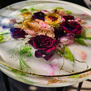 Artisanal Preserved Flower Resin Table, Opulent All-round Coffee Table ...
