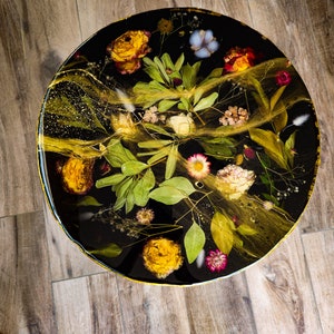 Artisanal Preserved Flower Resin Table, Opulent All-round Coffee Table ...