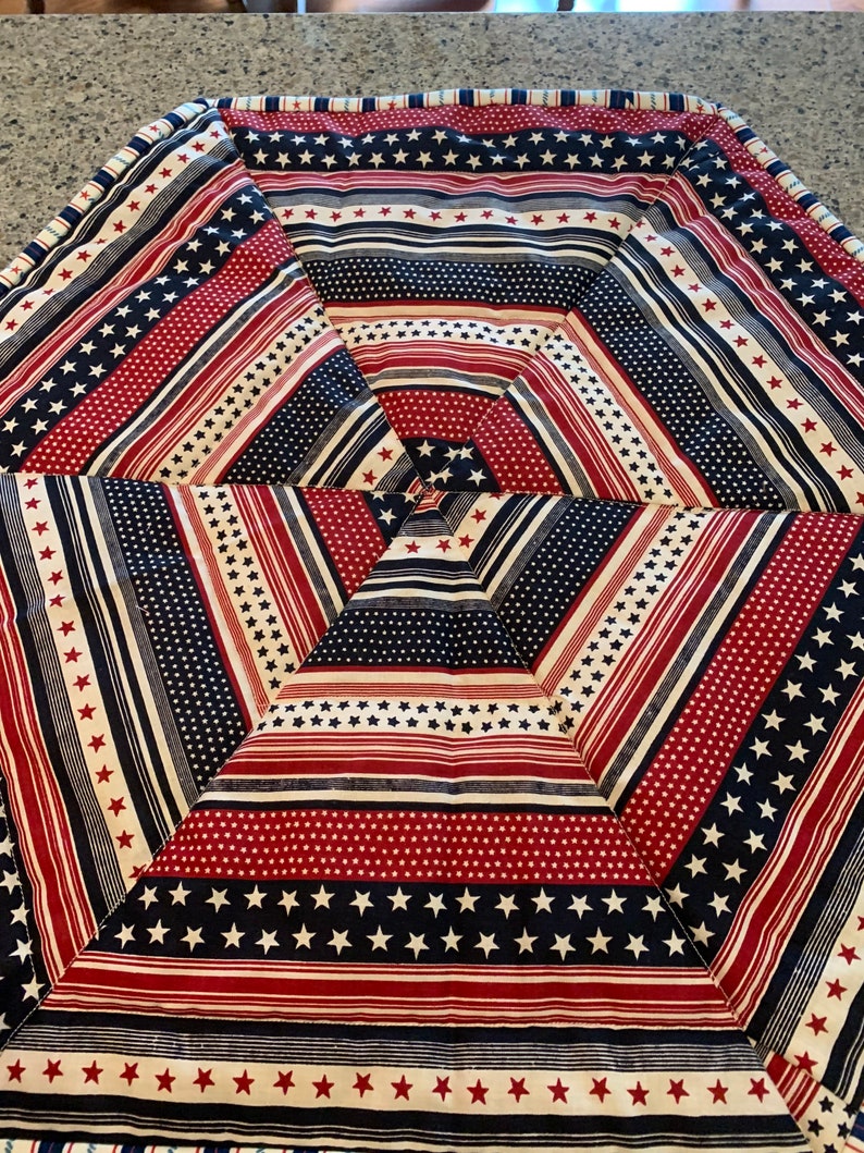 Quilted Red, White, and Blue Table Topper - Etsy