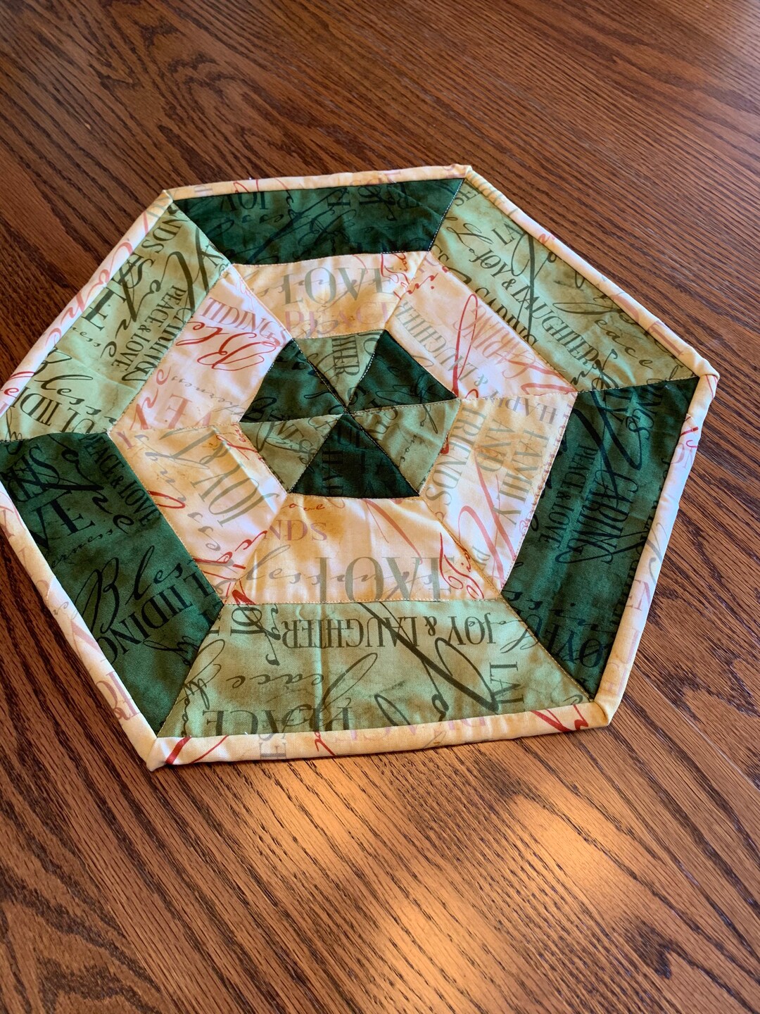 Quilted Small Christmas Table Topper - Etsy