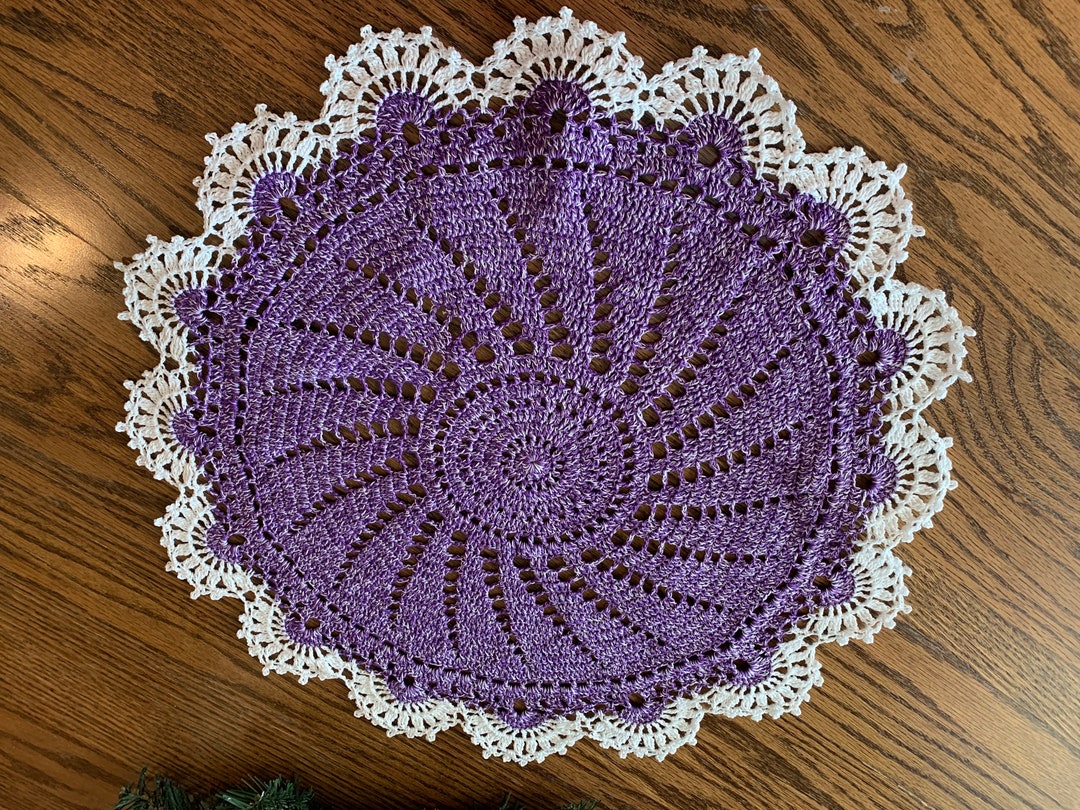 Large Hand Crocheted Doily With Whit Edge. - Etsy