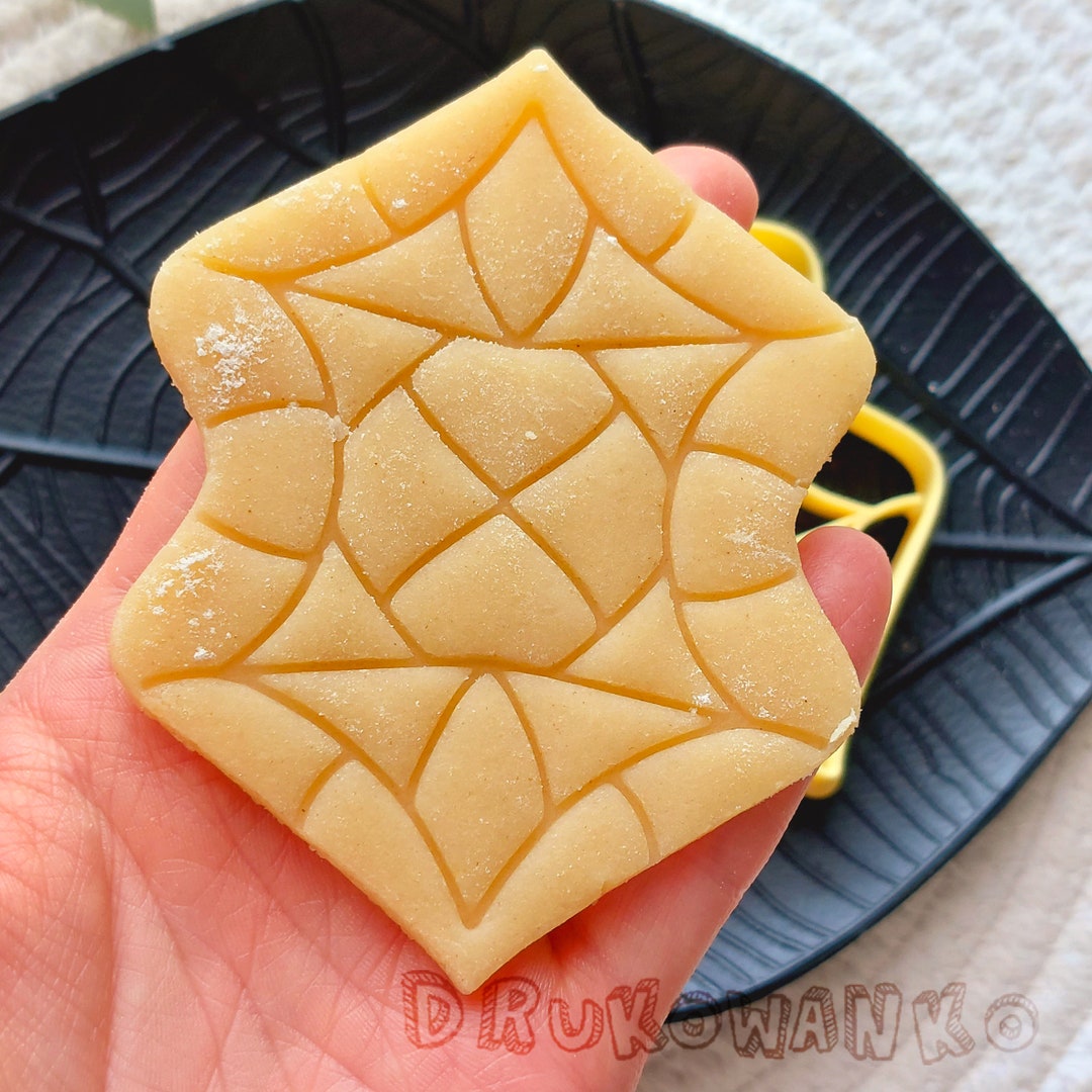 Symmetrical Line Art Classy Souvenir Home Decor Wall 2 Cookie Cutter ...