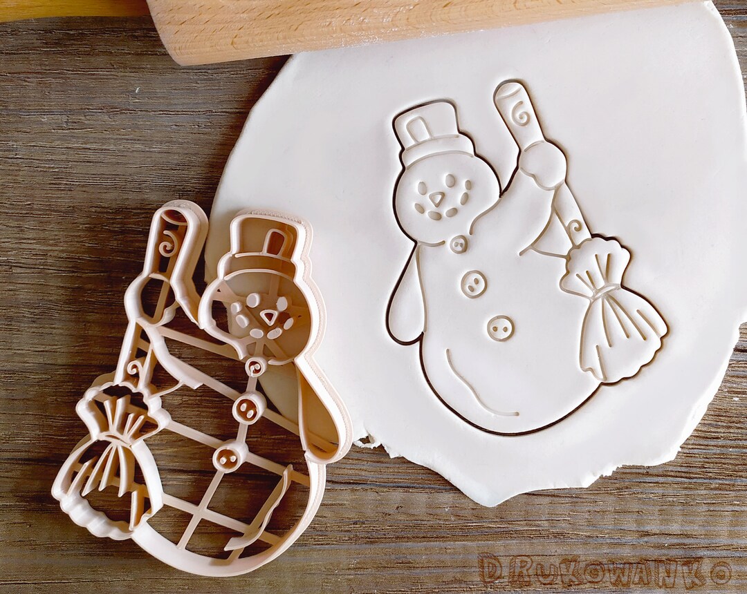 Sweet Snowman With Broom Winter Snow Christmas Cookie Cutter Pastry ...