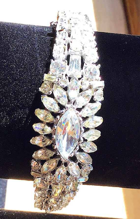 Jewels by Bogoff 1940's Bracelet & Display Case. Rhod… - Gem
