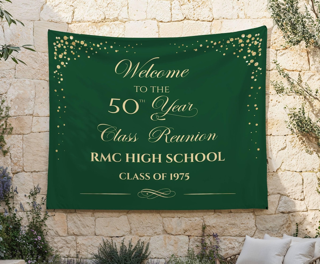 Personalized Class Reunion Banner, Green and Gold Reunion Sign Tapestry ...