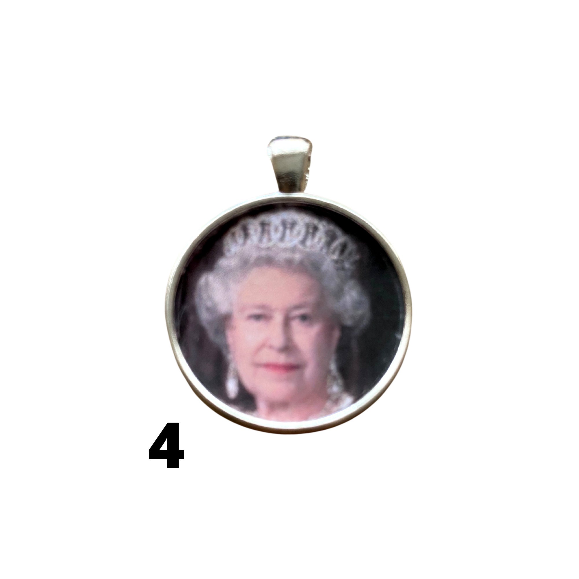 Queen Elizabeth Pendant: Silver Plated QE2 Memorabilia - Etsy