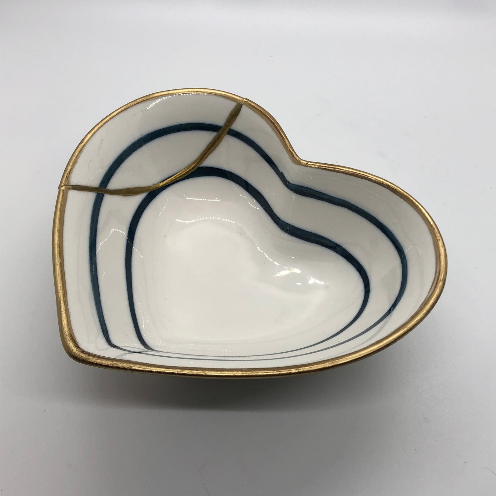 Kintsugi Hearts Kintsukuroi Hearts Gold and Silver Ceramic Heart Dish ...