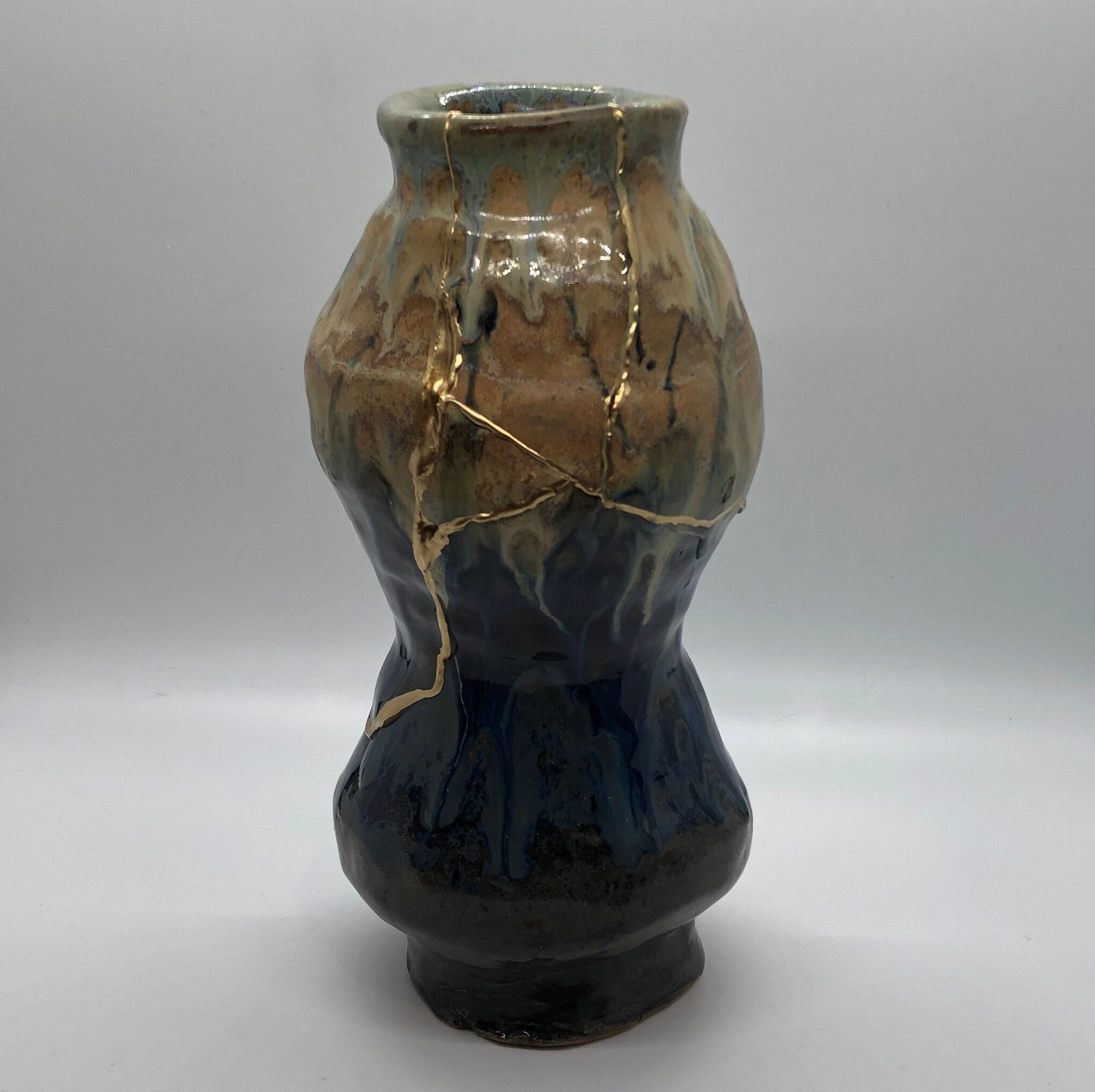 Kintsugi | Gold Studio Pottery | Kintsukuroi Vase | Blue + White ...
