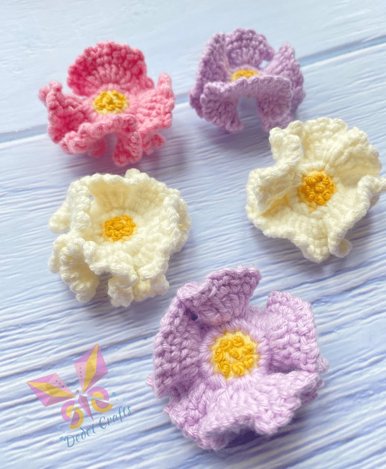 Crochet PATTERN | Ruffled Flower / Cockscomb Flower Applique Pattern - Etsy