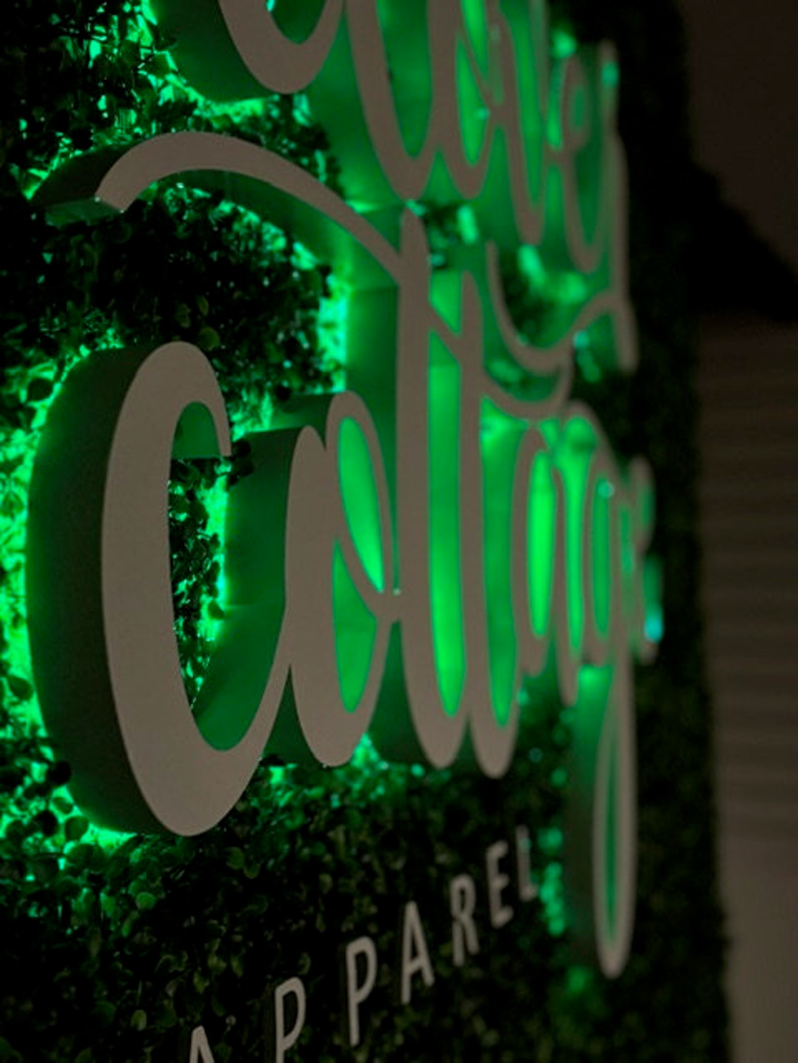 Illuminated Halo Lit Sign – Custom LED Channel Letters, Backlit Metal ...