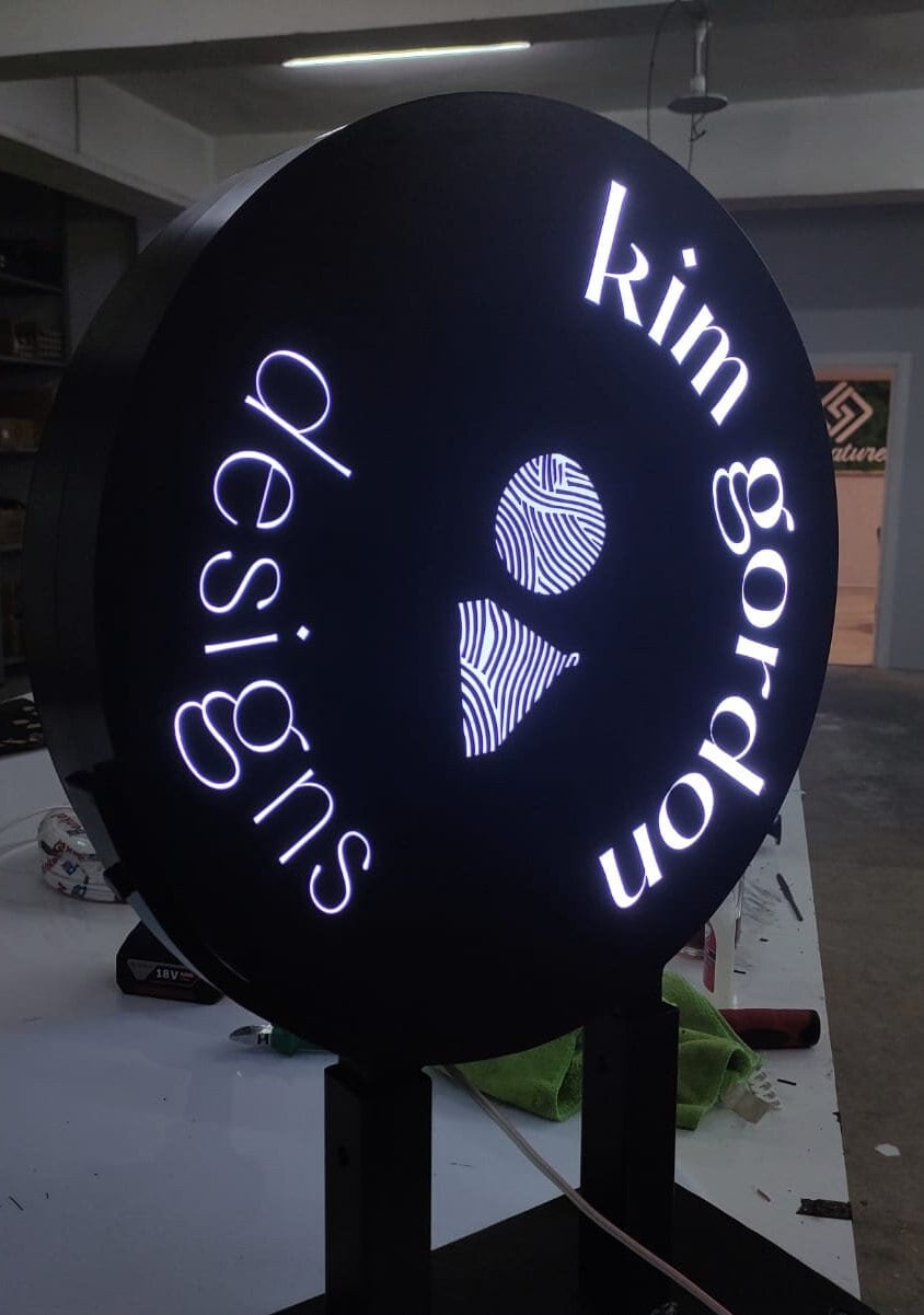 Double-sided Blade Light Box Sign: Custom Logo, Outdoor Business ...