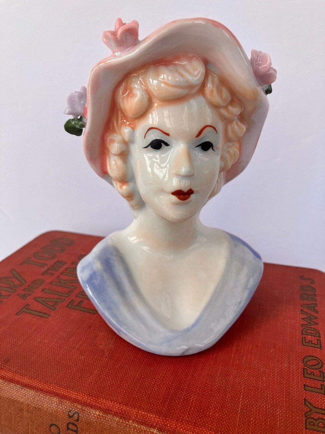 Vintage Lady Head Planternull