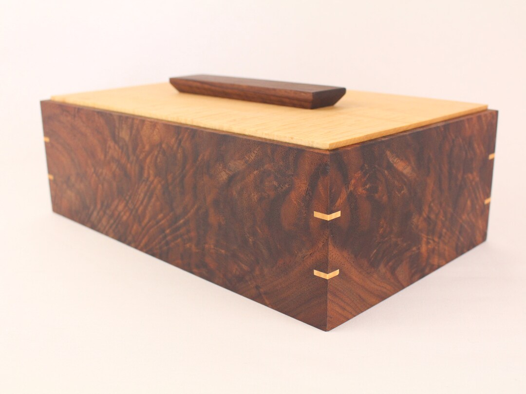 Curly Walnut and Curly Maple Jewelry Box - Etsy