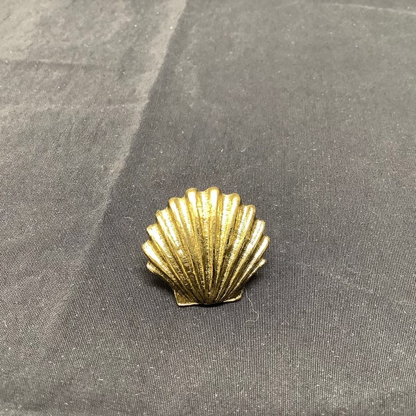 Seashell Pin - Etsy