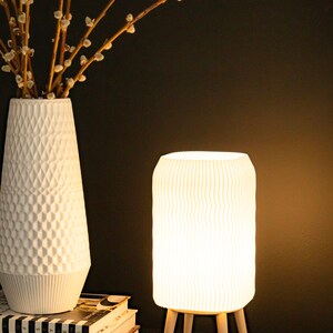 Tall Desk Lamp for Home Office, Simple Bedside Lamp, Modern LED Lamp ...