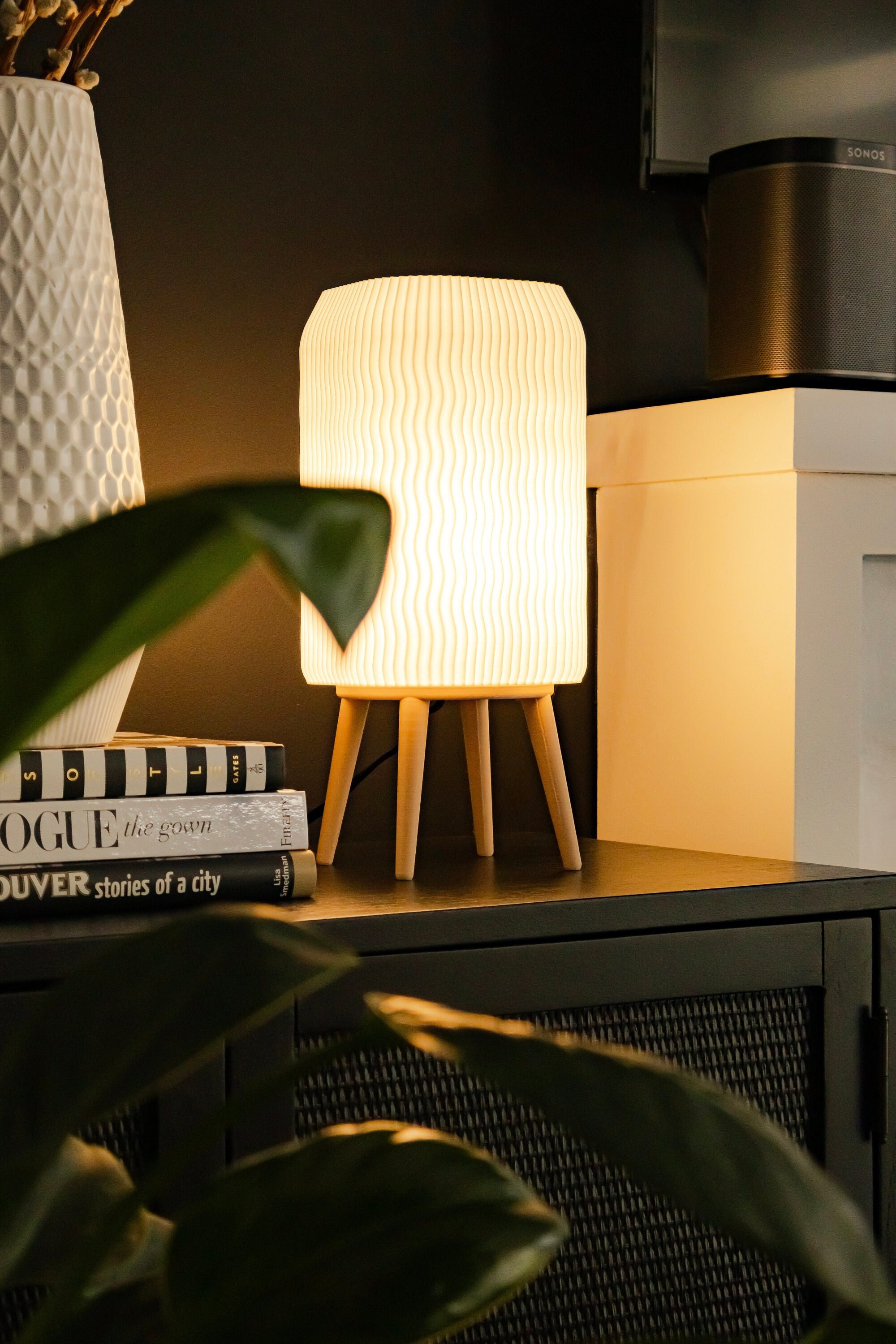 Tall Desk Lamp for Home Office, Simple Bedside Lamp, Modern LED Lamp ...