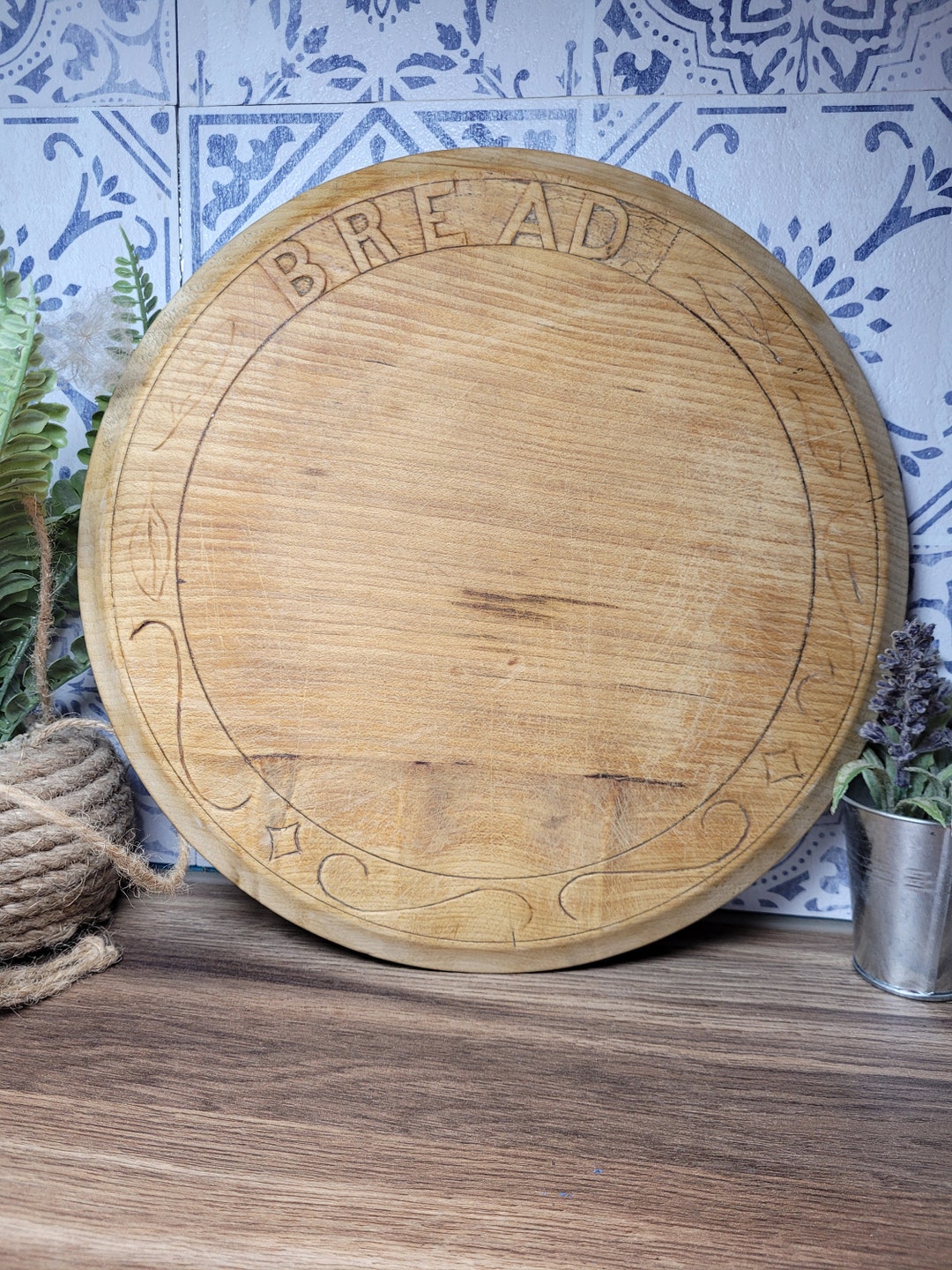 Vintage Carved Treen Breadboard, Country Farmhouse Kitchen Decor - Etsy