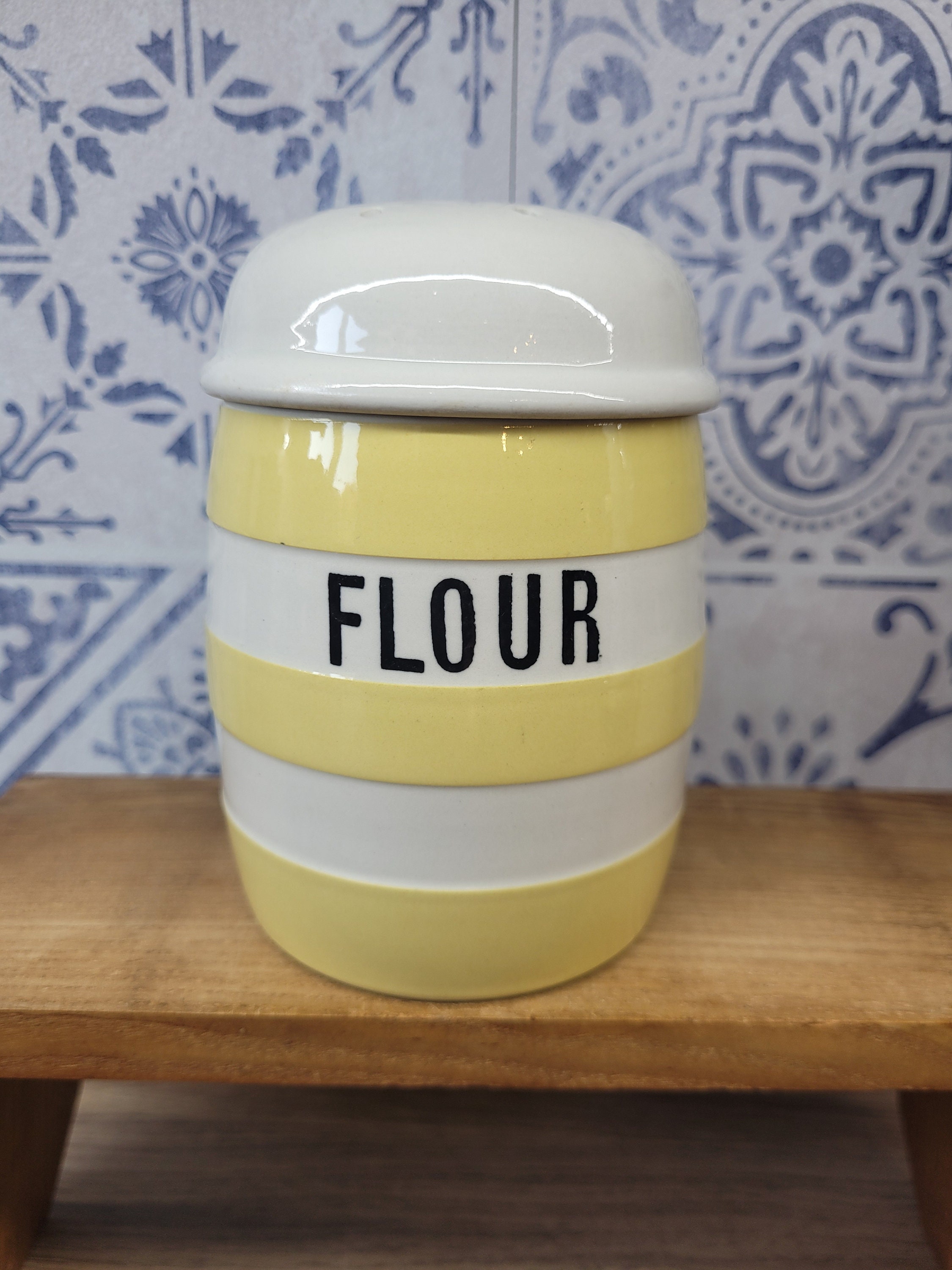 Rare Cornishware Green Shield Art Deco Flour Shaker Yellow - Etsy Canada