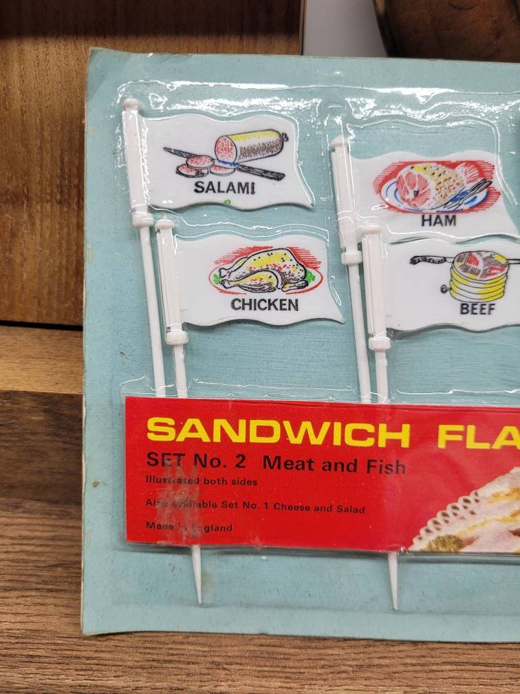 Banderas de sándwich retro vintage, banderas de carne y pescado, 1970s ...