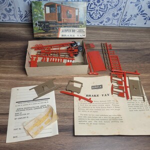 1960s Airfix OO Scale Brake Van - Vintage Plastic Model Kit - Etsy
