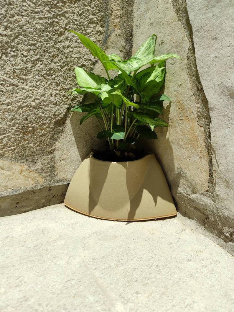 Corner planter Ceramic planter Floor plant pot | Etsy