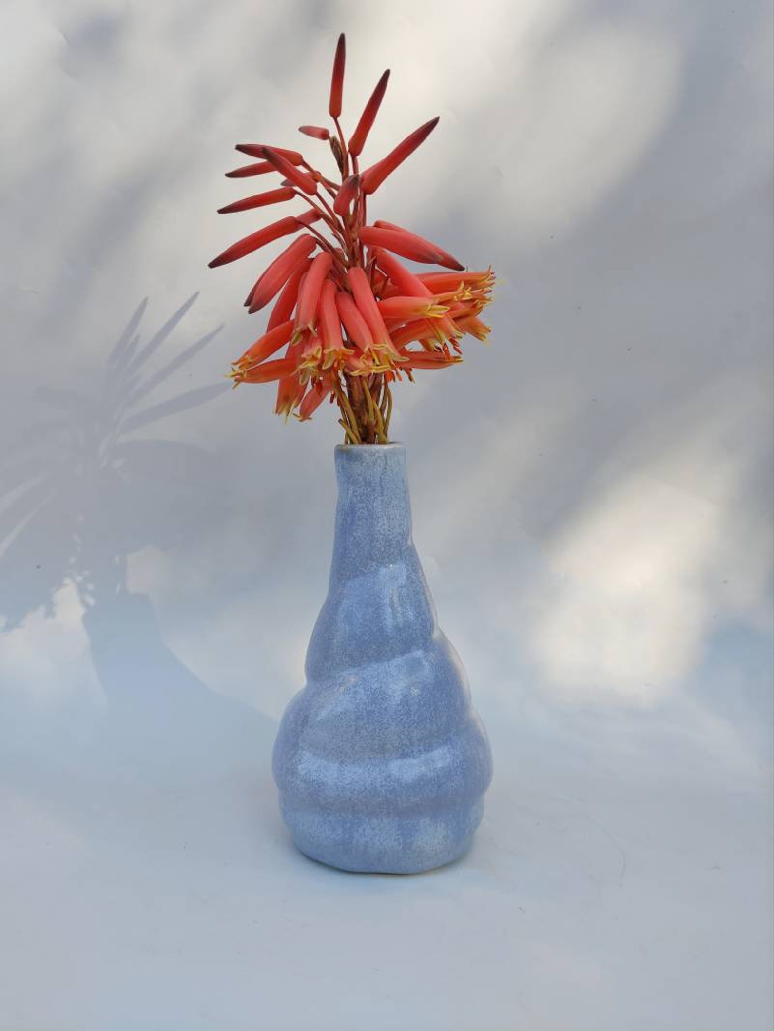 Single flower vase Ceramic Bud vase Modern Flower Vase | Etsy