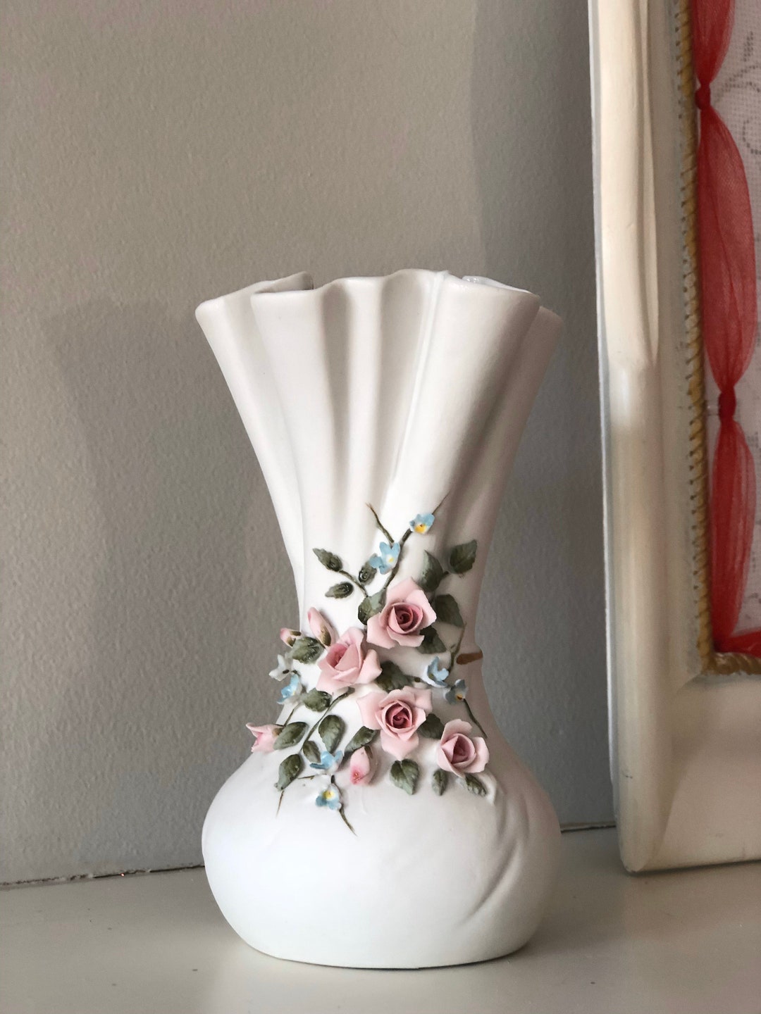 Beautiful Shabby Chic Little Vase - Etsy