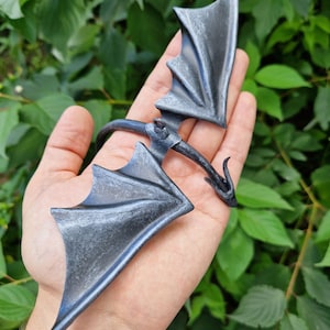 Iron Dragon Wind Spinner, Fantasy Wind Catcher, Dragon Window Hanging ...