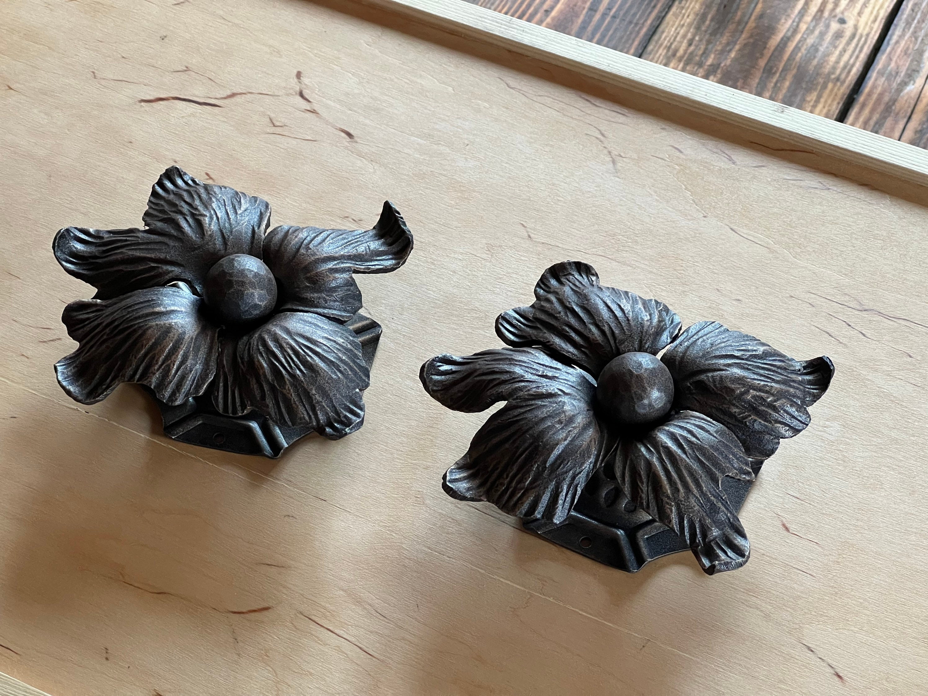 Flower Door Pull. Iron Door Handle. Modern Door Decor. Iron - Etsy