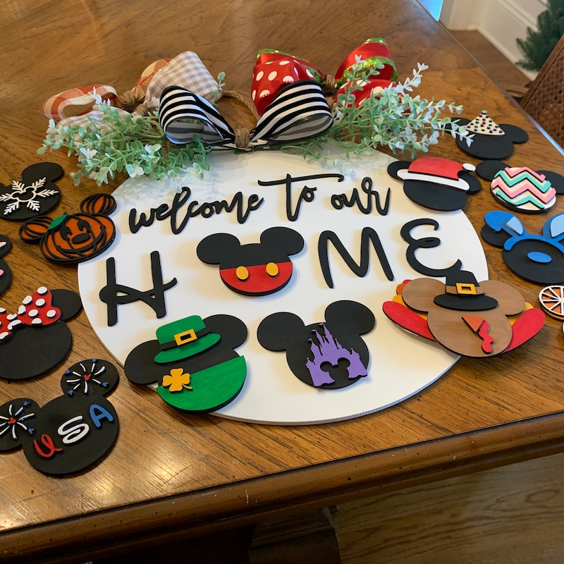 Mickey Mouse Door Hanger - Etsy