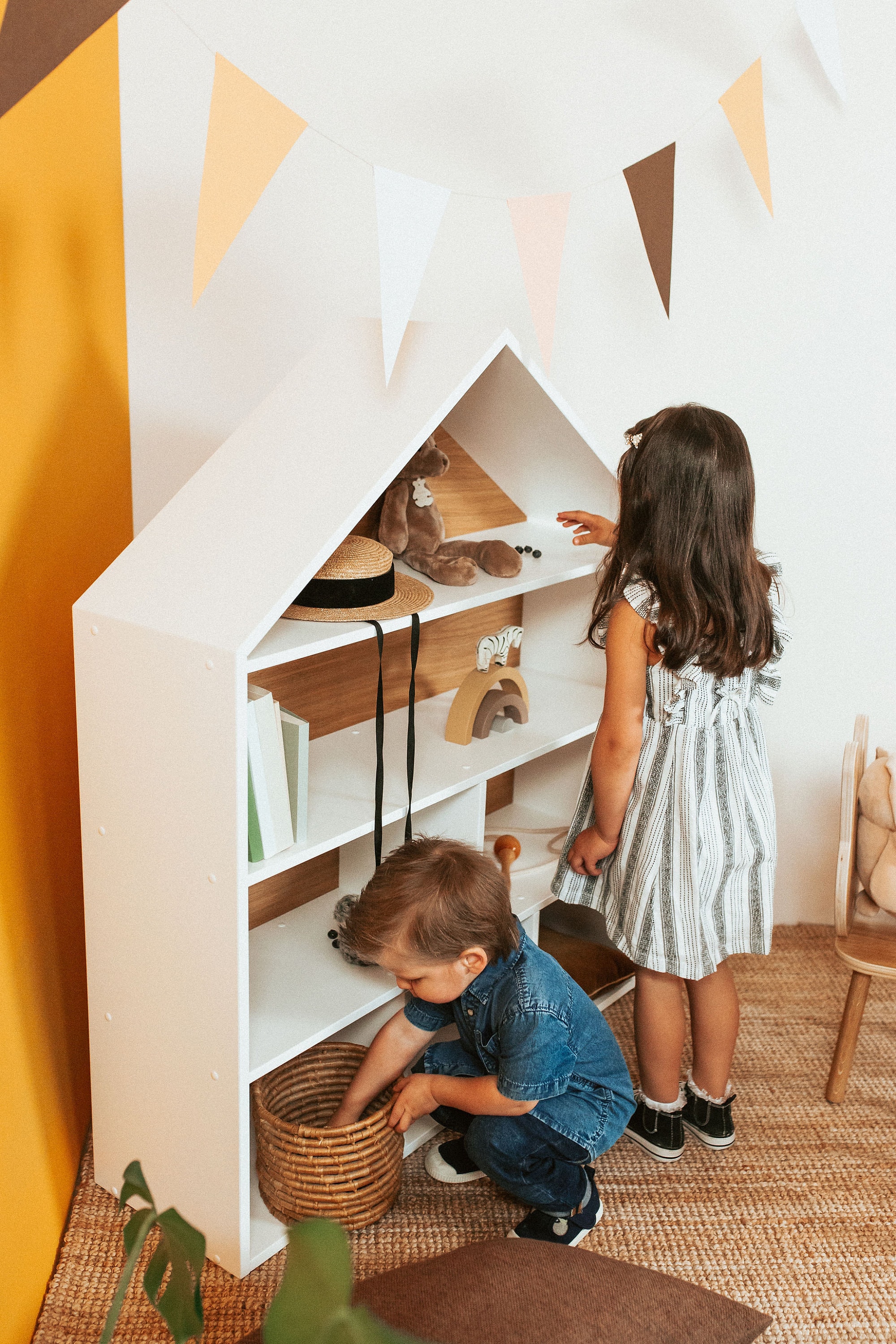 Big Dollhouse, House Shaped Shelf, White Montessori Shelves, Toddler ...
