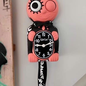 Clockwork Orange Kit-cat Klock© Custom Clock - Stanley Kubrick Movies ...