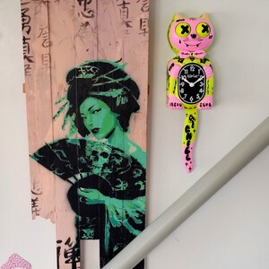 Neon Pop Kit-cat Klock© Custom Clock - Fluorescent Colors Hype Tattoos ...