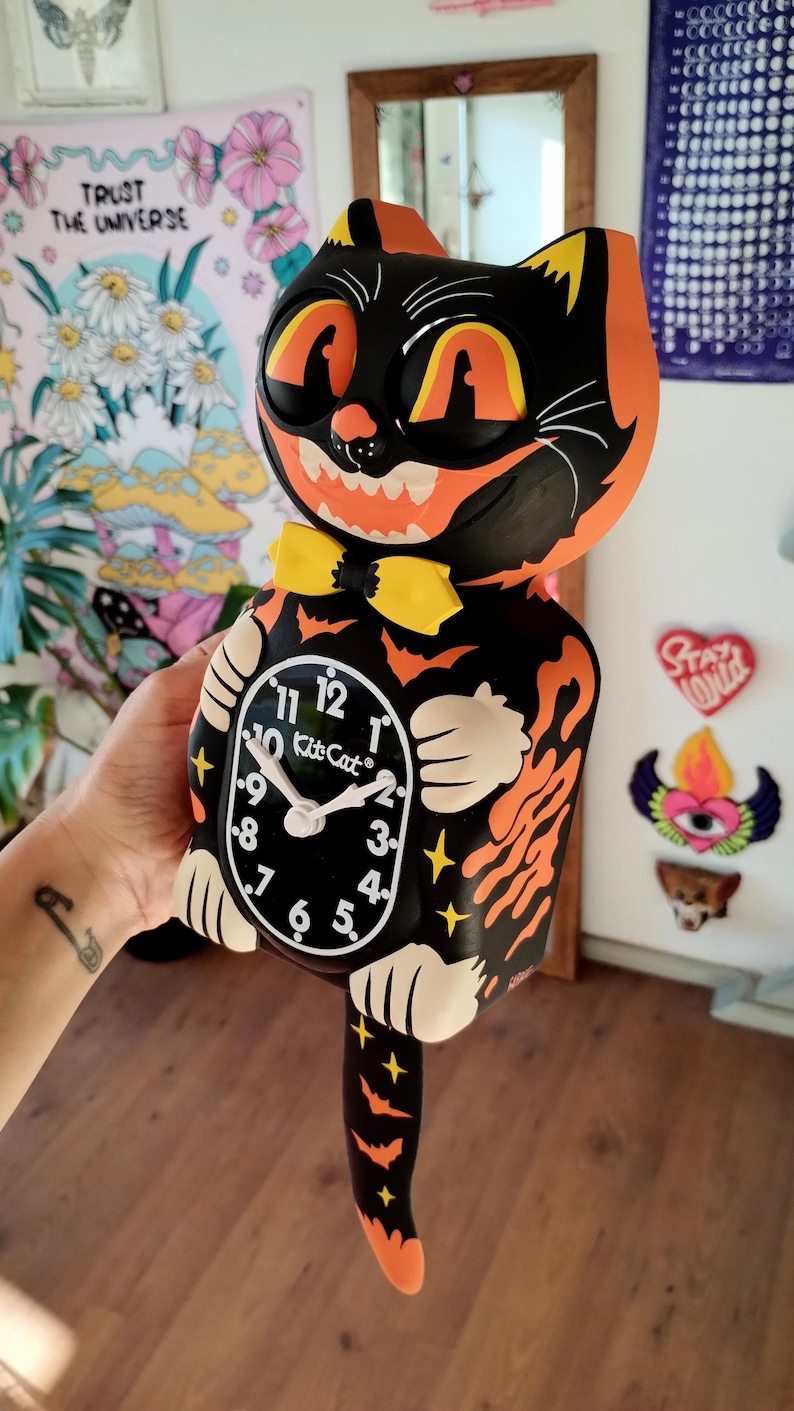 Spooky Cat Vintage Halloween Kit-cat Klock© Custom Clock - Original Art ...