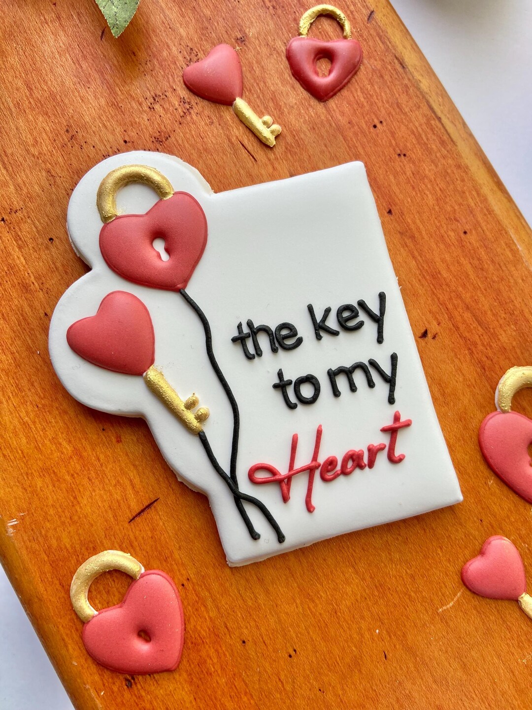 Heart Lock & Key Royal Icing Transfer Sheets (2 Designs, 2 Sizes Each ...