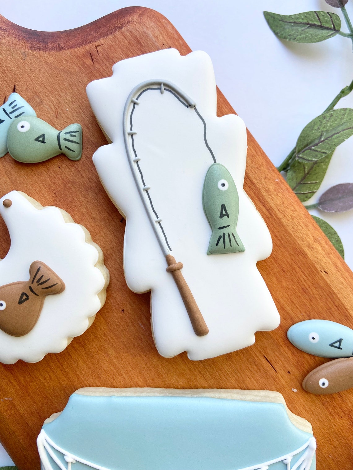 Fish Bundle Royal Icing Transfer Sheets (2 Designs, 2 Sizes Each ...