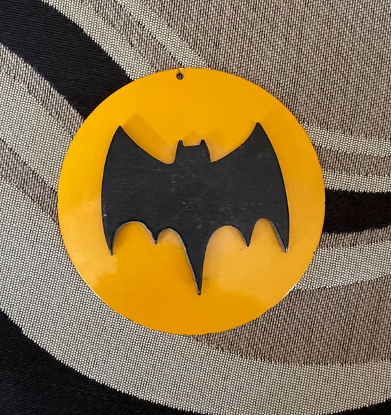 Original 1966 Batman Pendant Without Chain - Gem