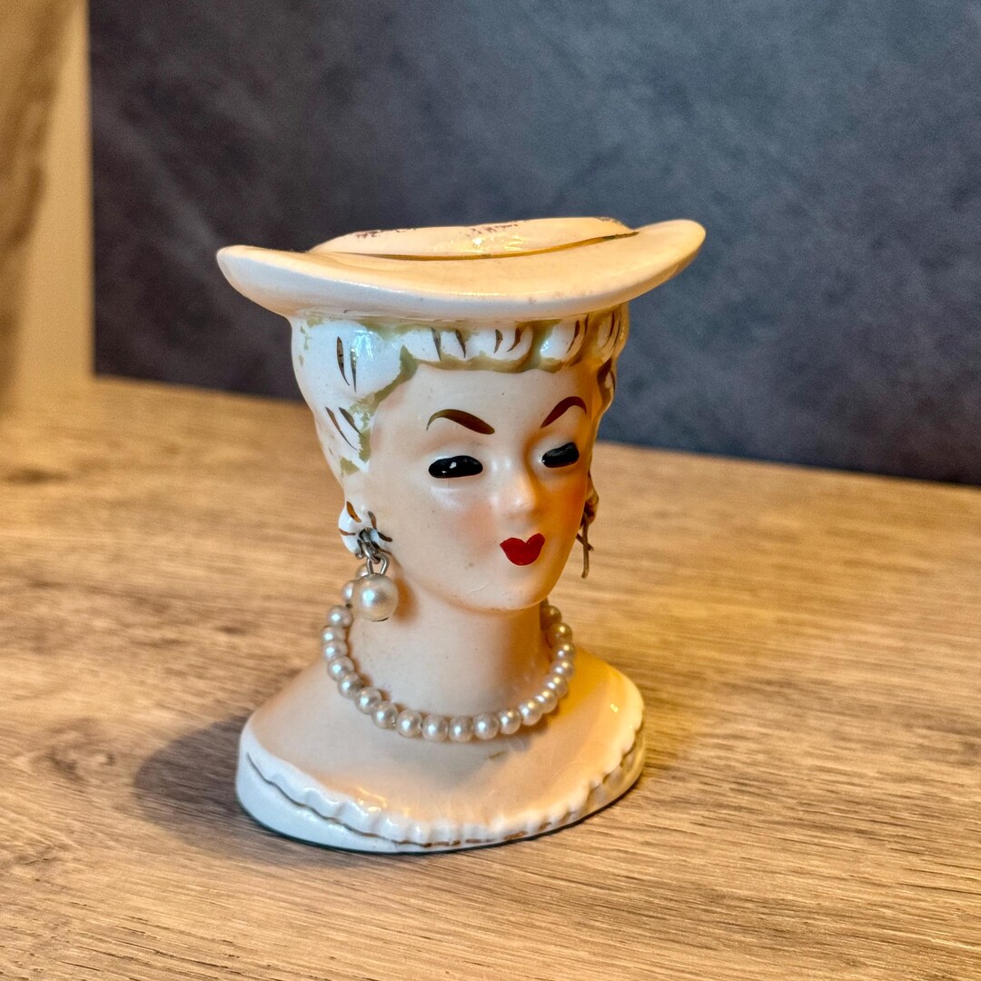 Mini Lady Head Vase, White and Gold Accents, Great Pearl Necklace ...