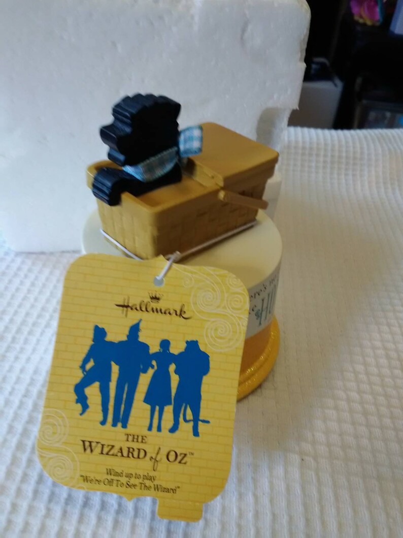 Music Box Hallmark Music Box Wizard of Oz - Etsy