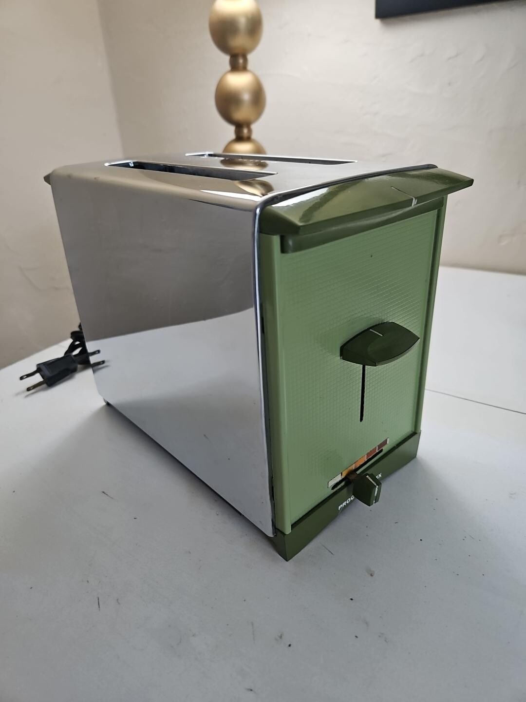 Vintage 1970s Proctor Silex Chrome TOASTER Electric With Color Tuner ...