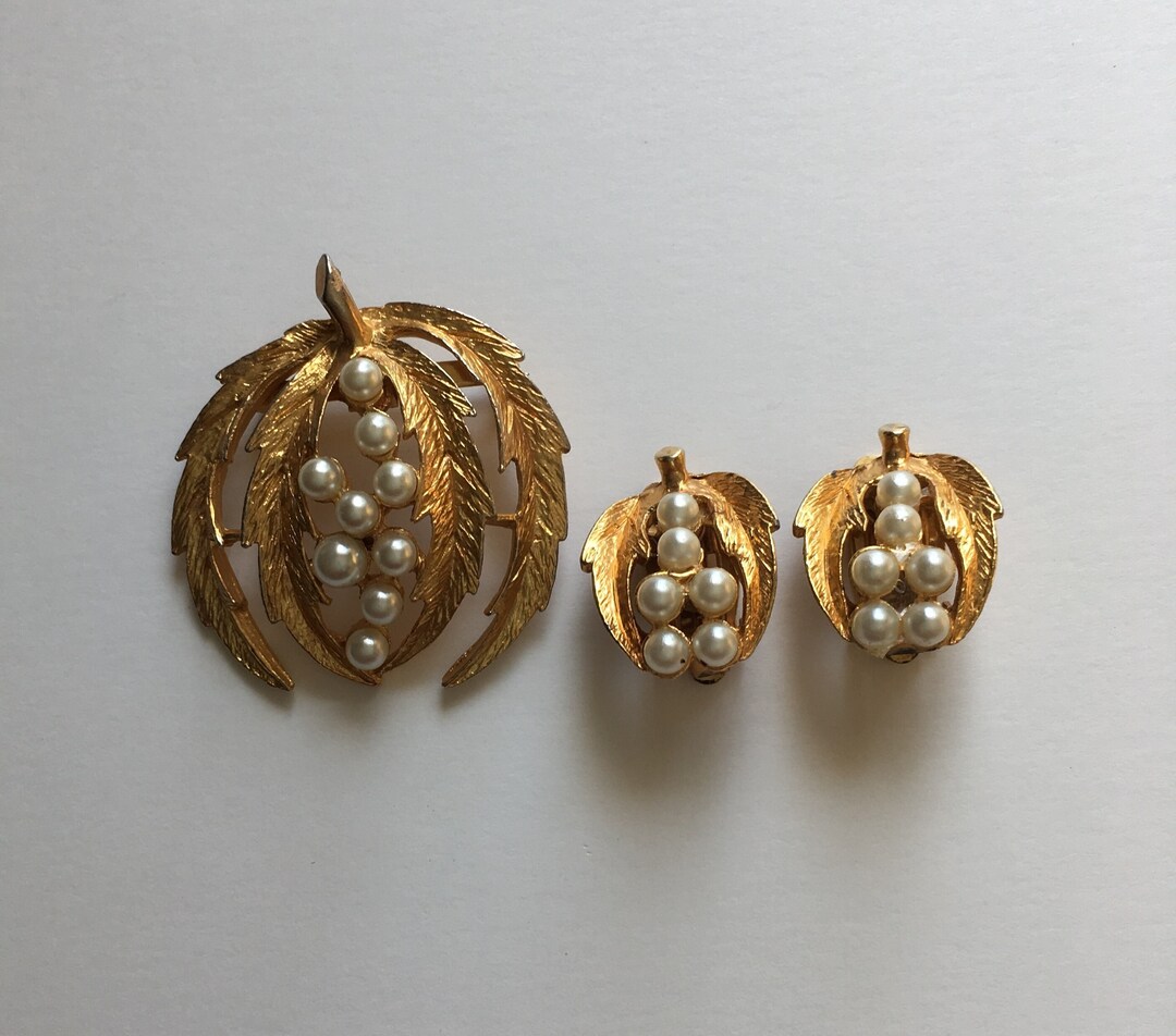 Vintage Torino Brooch/pin and Clip Earrings Set, Gold-tone Leaves With ...